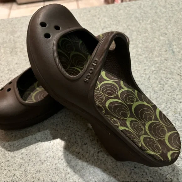 CROCS | Shoes | Crocs Frances Mary Janes Brown Wedge Slip On Clog ...